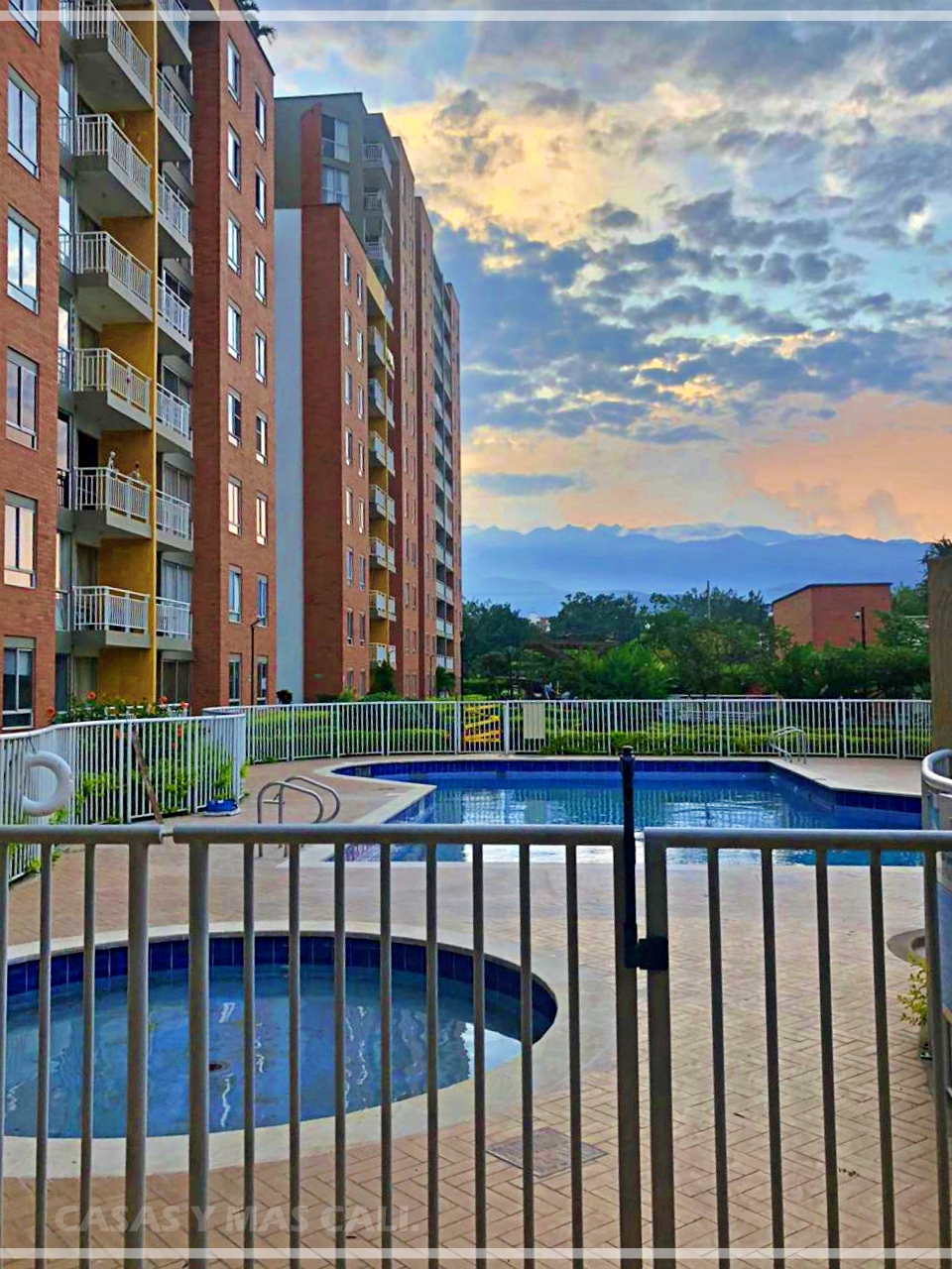 Casas y más cali inmobiliaria